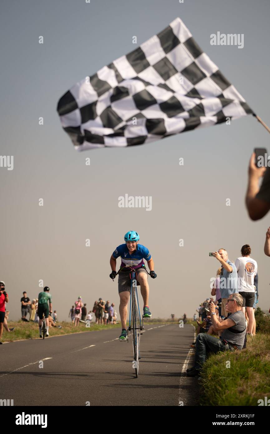 Beachy Head, East Sussex, UK. 11th Aug, 2024. Competitors take part in ...