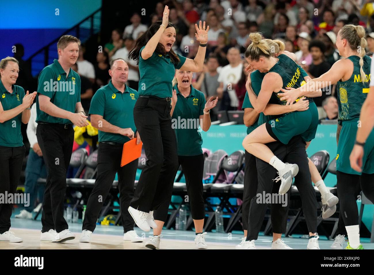 Australia celebrates after a women's bronze medal basketball game at ...