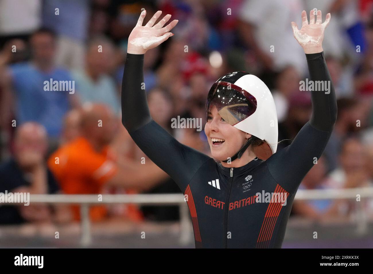 Emma Finucane of Britain celebrates winning the bronze medal in the ...