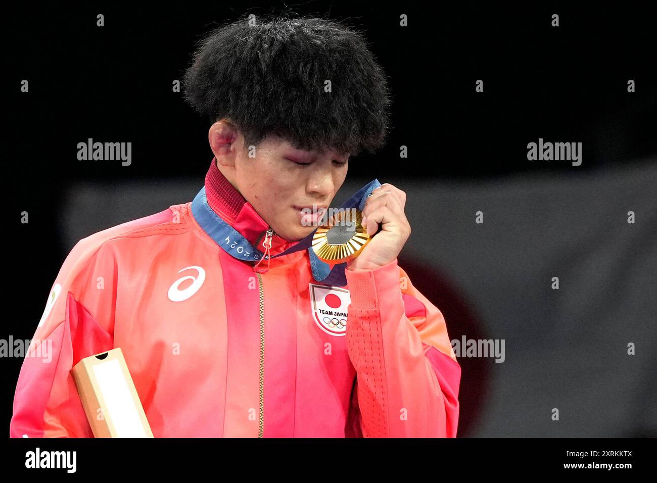Japan's Kotaro Kiyooka celebrates with his gold medal during the ...