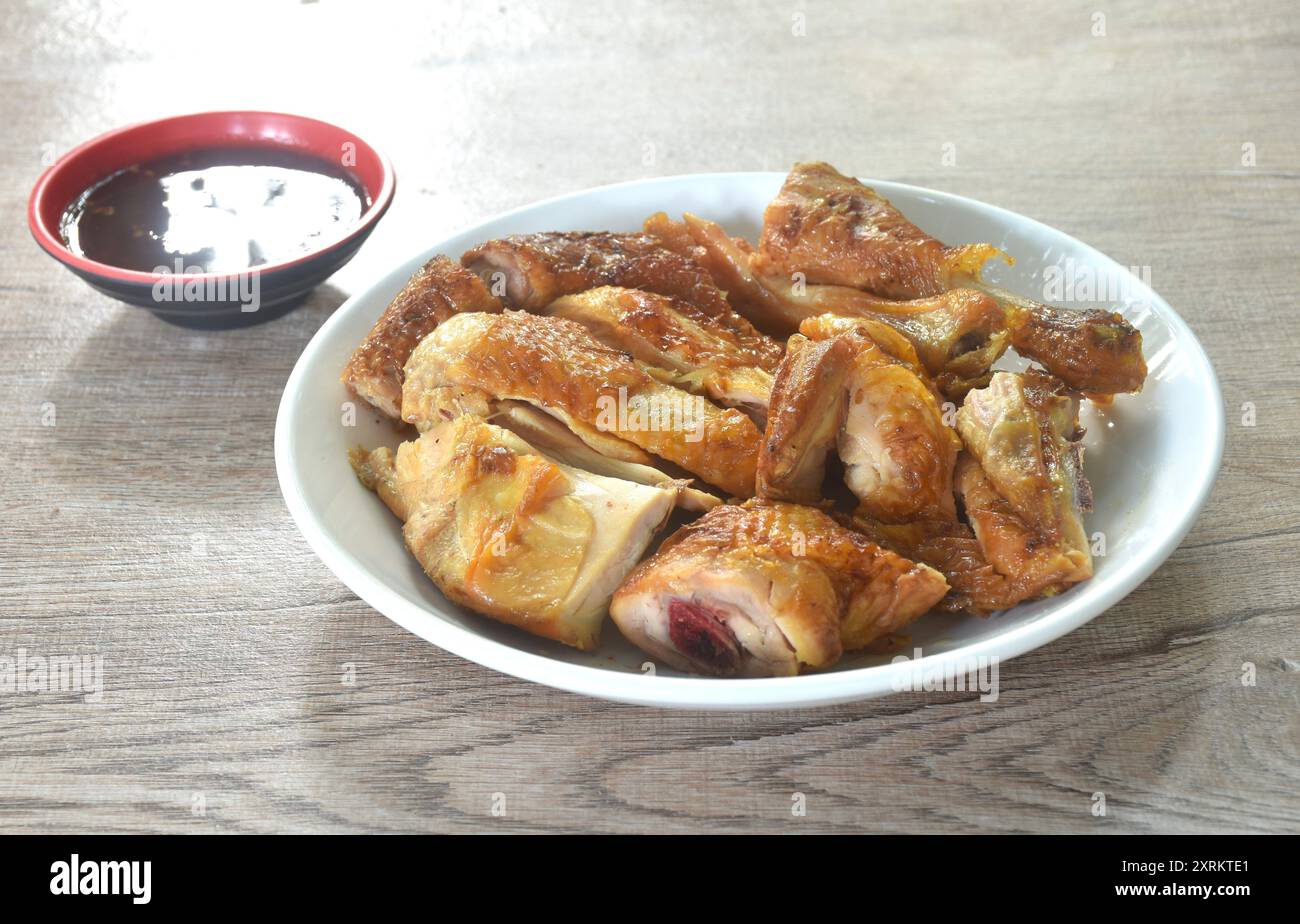 Roasted chop chicken wing hi-res stock photography and images - Alamy