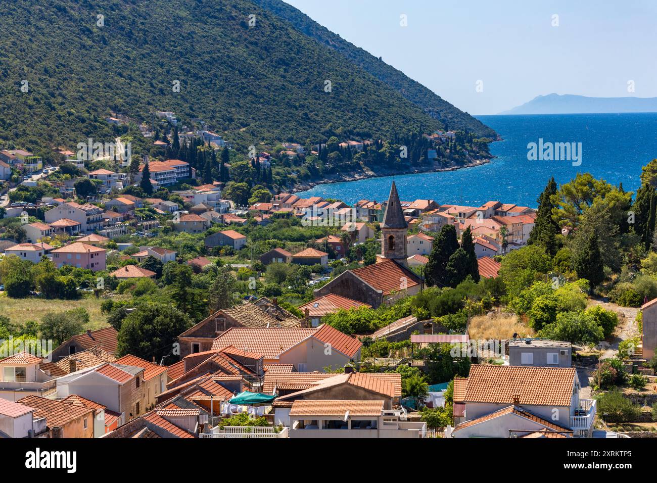 Old town of Trpanj in Croatia, red tile roofs, narrow streets, Peljesac ...