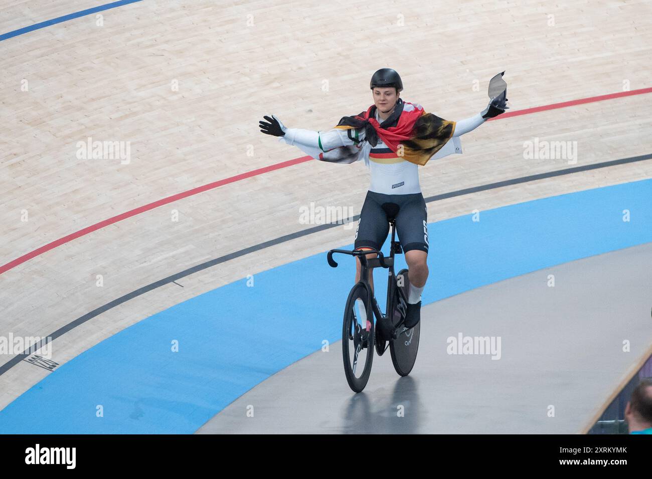 Olympia 2024 medaille hi-res stock photography and images - Alamy