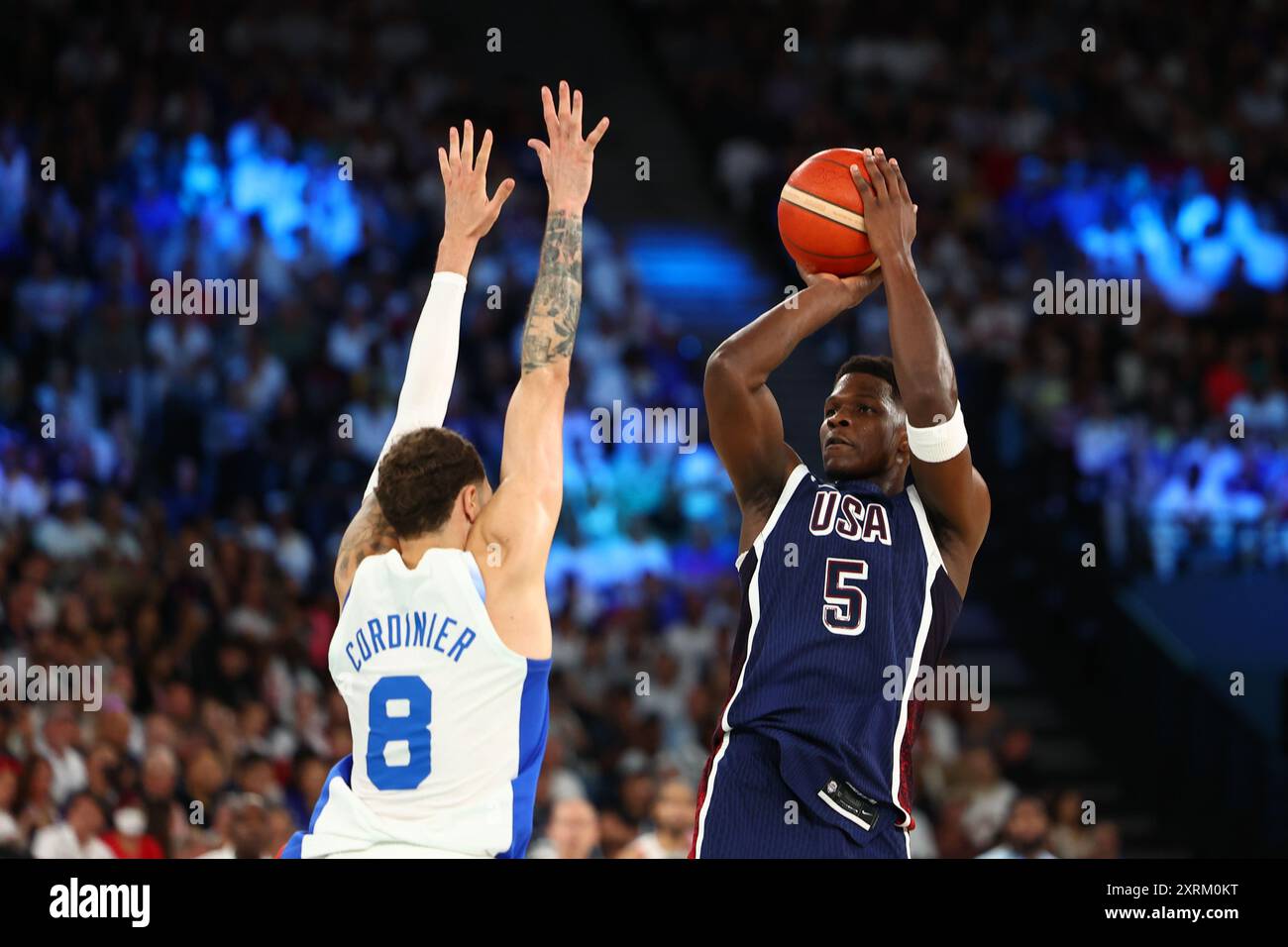 Anthony edwards basketball hi-res stock photography and images - Alamy