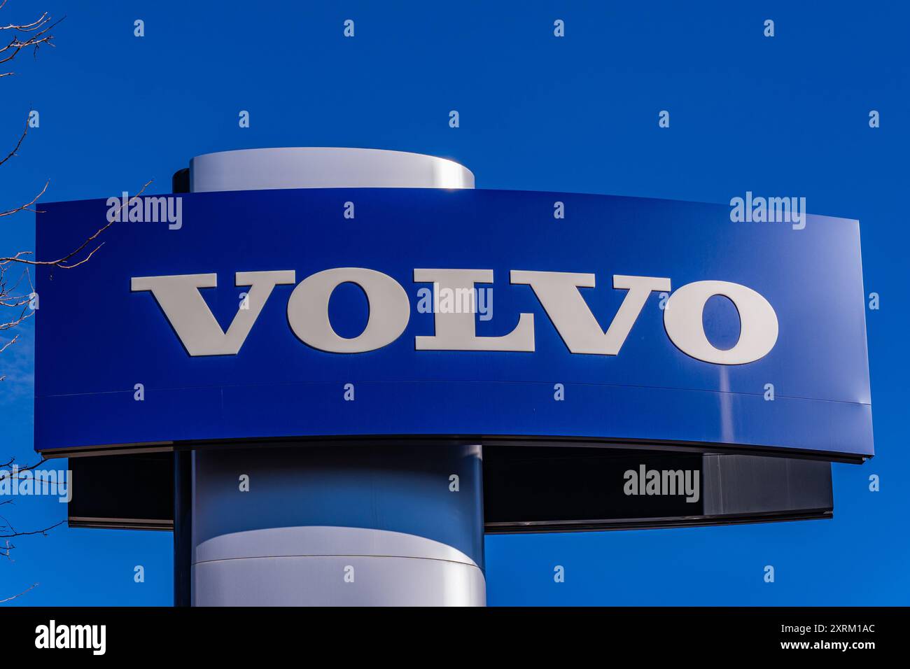 Volvo signage hi-res stock photography and images - Alamy