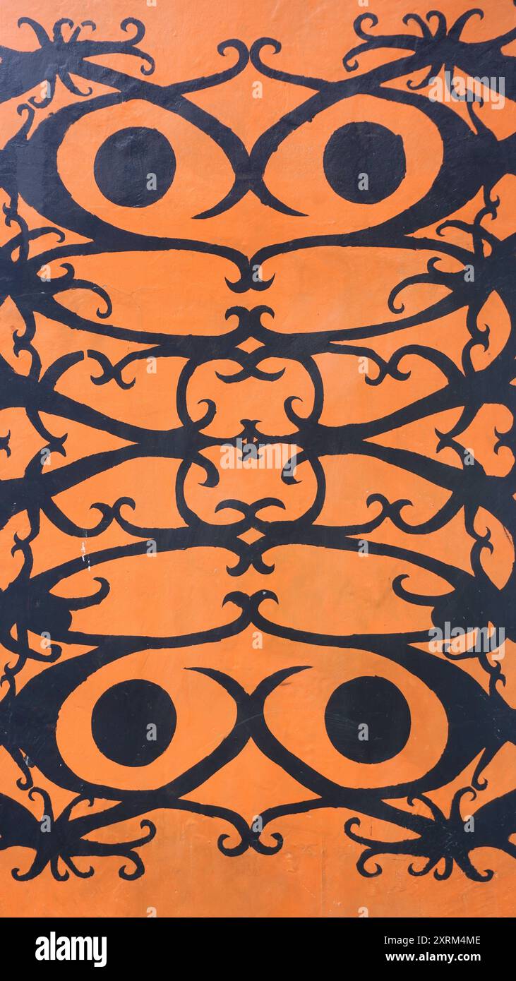 patterns of ornaments in traditional tribal carvings of Kalimantan ...