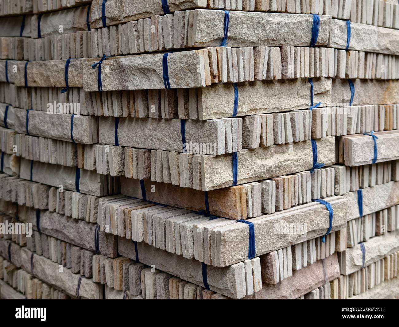 Layered ropes hi-res stock photography and images - Alamy