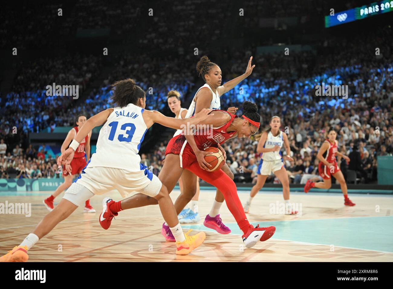 France's Janelle Salaun (13) and USA's Napheesa Collier (11) at the ...