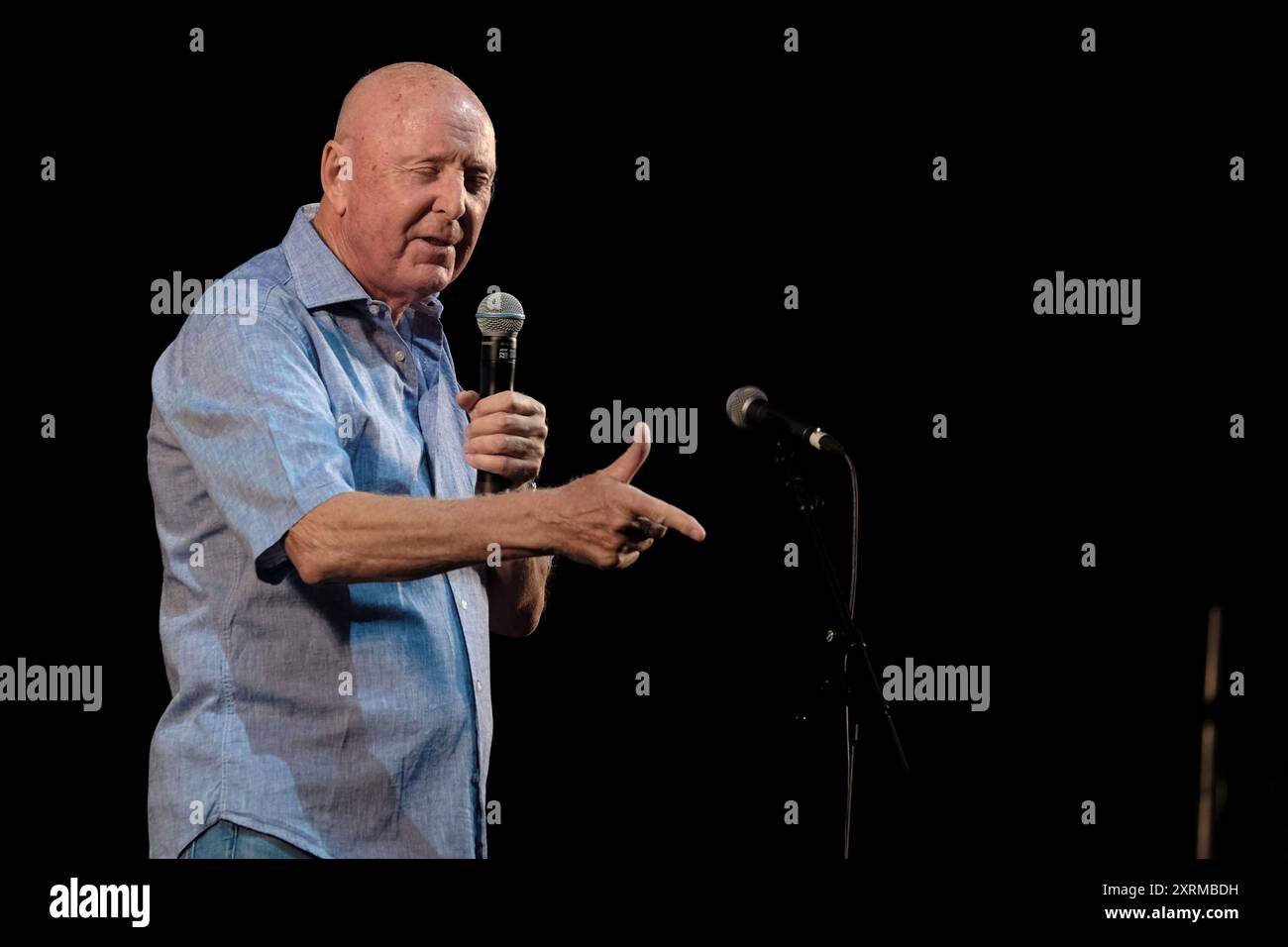 English comedian, actor, singer and television presenter, Robert Norman ...