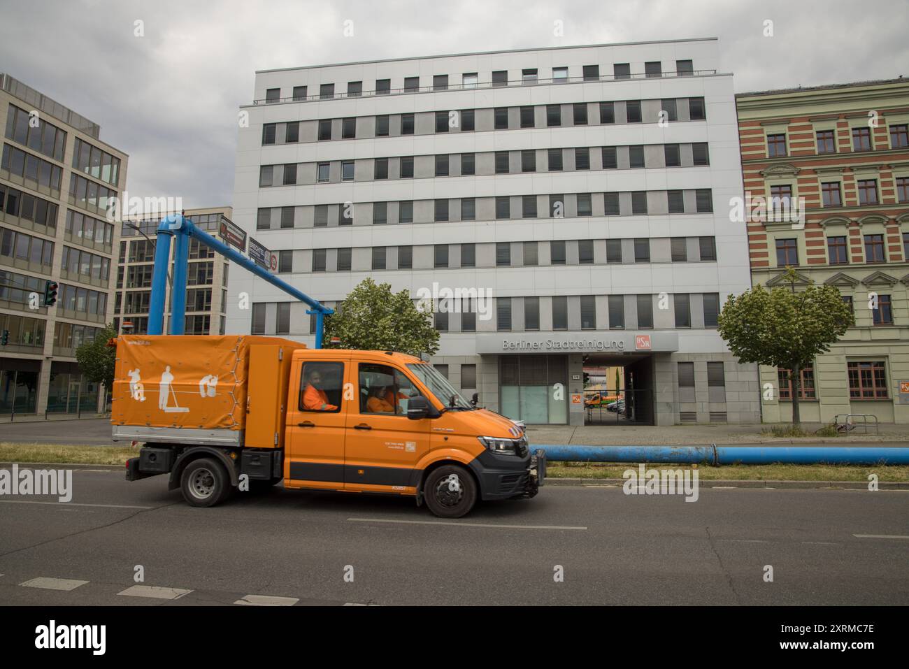Berliner stadtreinigung hi-res stock photography and images - Alamy