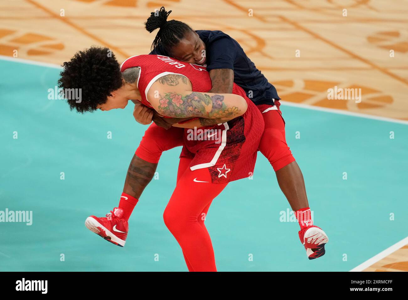 United States' Brittney Griner (15) and United States' Chelsea Gray (8 ...