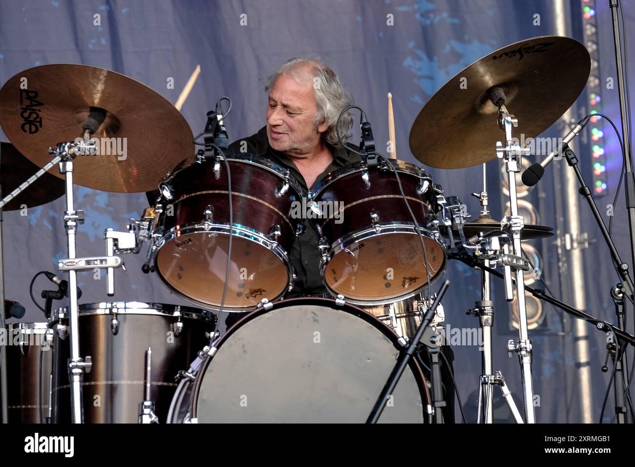 Wiiliamscot, UK. 10th Aug, 2024. Pierre van der Linden, drummer with ...