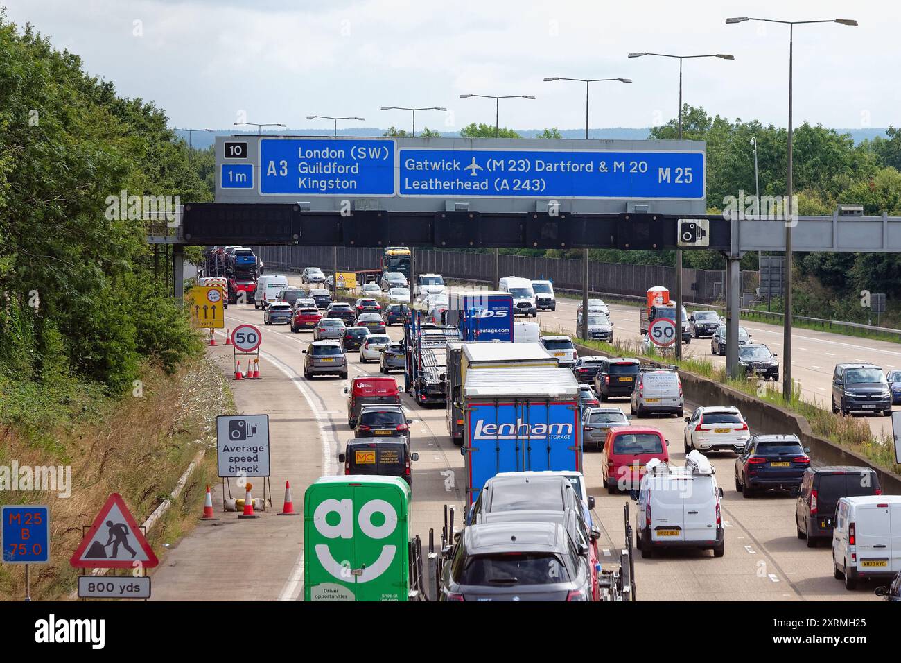 Heavy anti clockwise traffic on the approach to the roadworks at ...