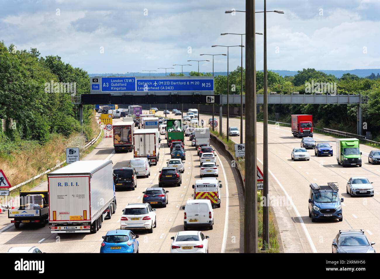 Heavy anti clockwise traffic on the approach to the roadworks at ...
