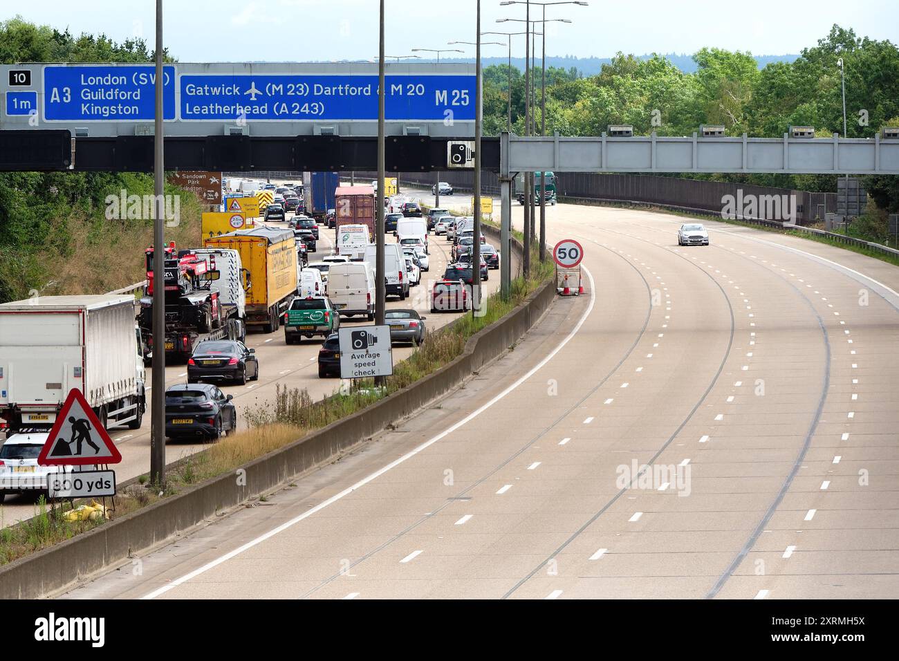 Heavy anti clockwise traffic on the approach to the roadworks at ...