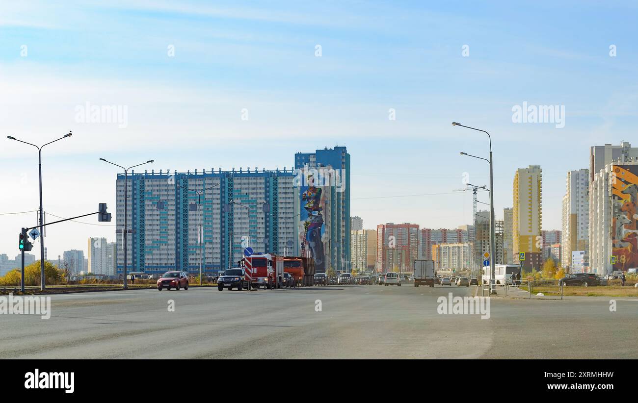 Typical high rise apartment building hi-res stock photography and ...