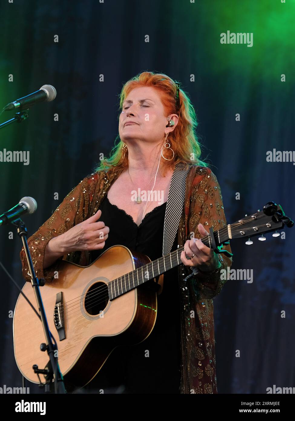 Williamscot, UK. 10th Aug, 2024. Scottish singer-songwriter and MBE Sadenia Reader, former ...