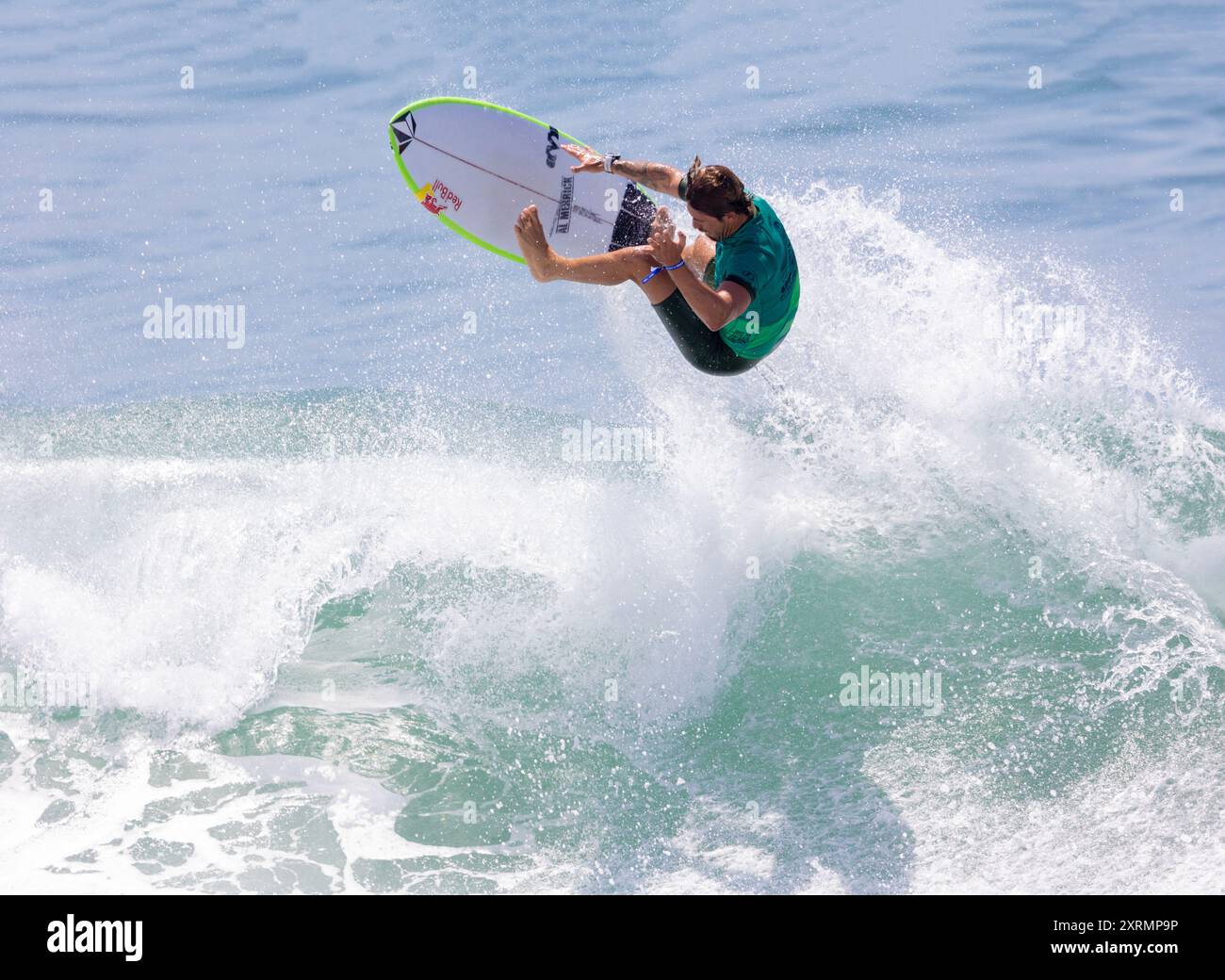 Professional surfing contest 2024 huntington beach hi-res stock ...