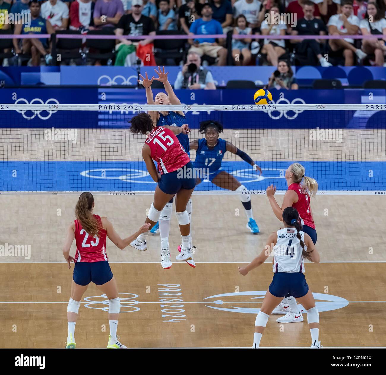 Paris, Ile de France, France. 11th Aug, 2024. United States middle ...