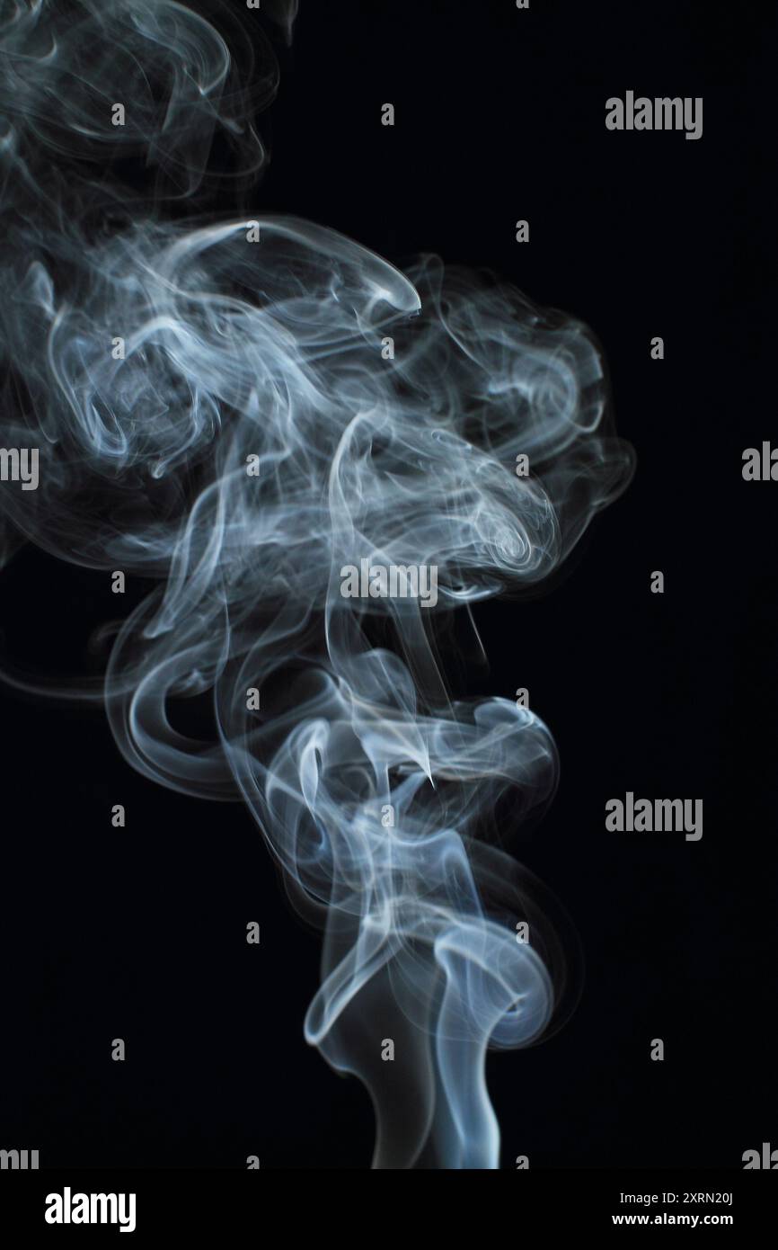 Abstract white smoke texture moves on black background Plume of smoke ...