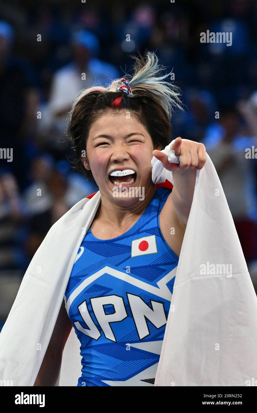 CAGAMI Yuka (JPN) Japan celebrates the Gold Medal with the Japan Flag ...
