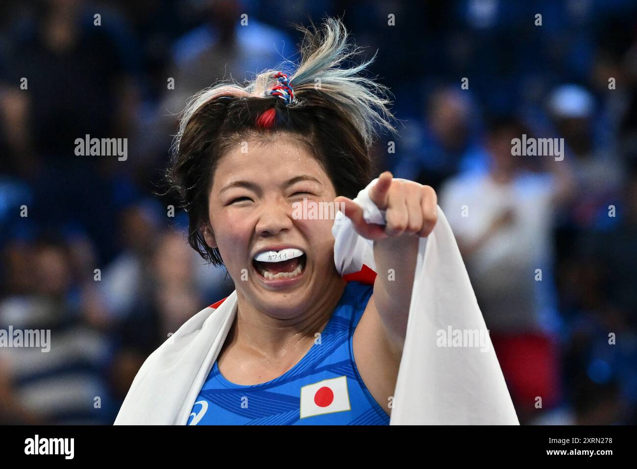 CAGAMI Yuka (JPN) Japan celebrates the Gold Medal with the Japan Flag ...