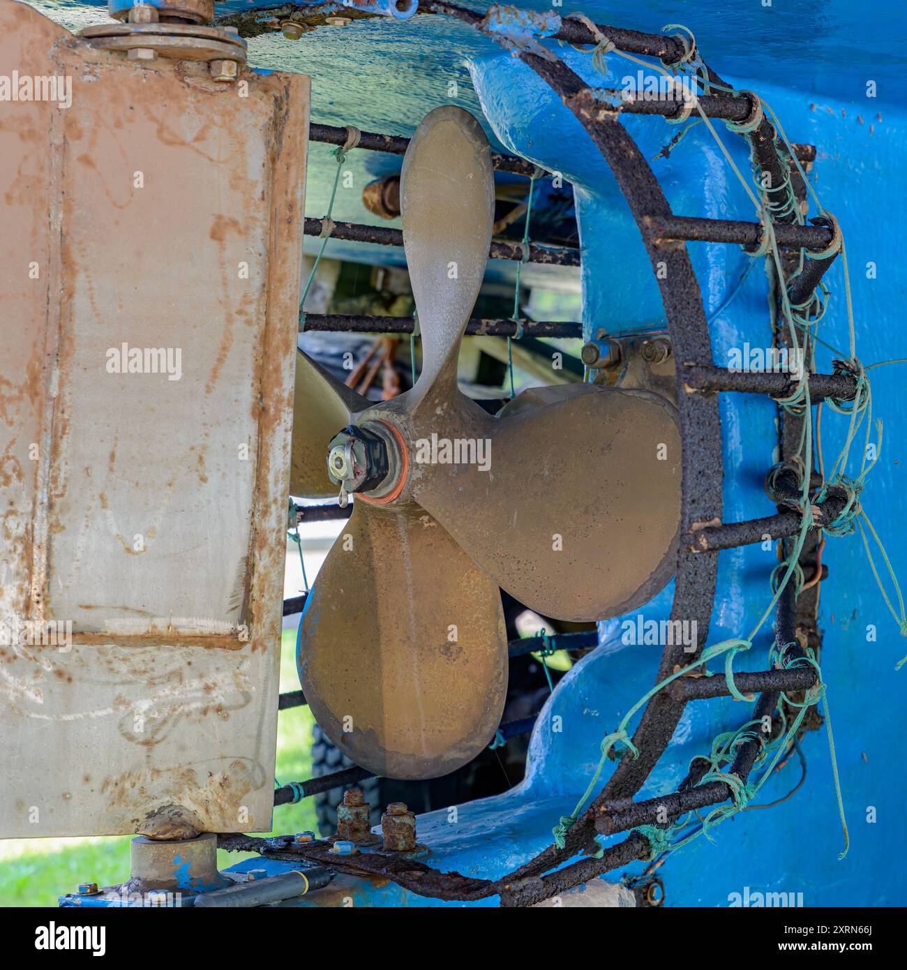 Caught in rope hi-res stock photography and images - Alamy