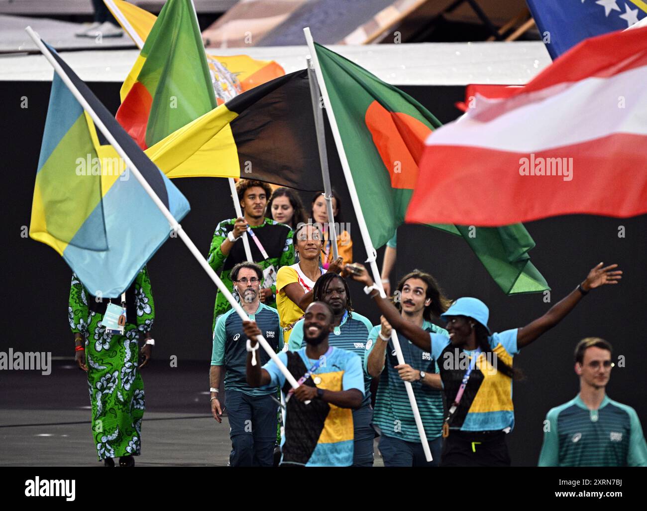 Paris, France. 11th Aug, 2024. Belgian athlete Nafissatou Thiam (C ...
