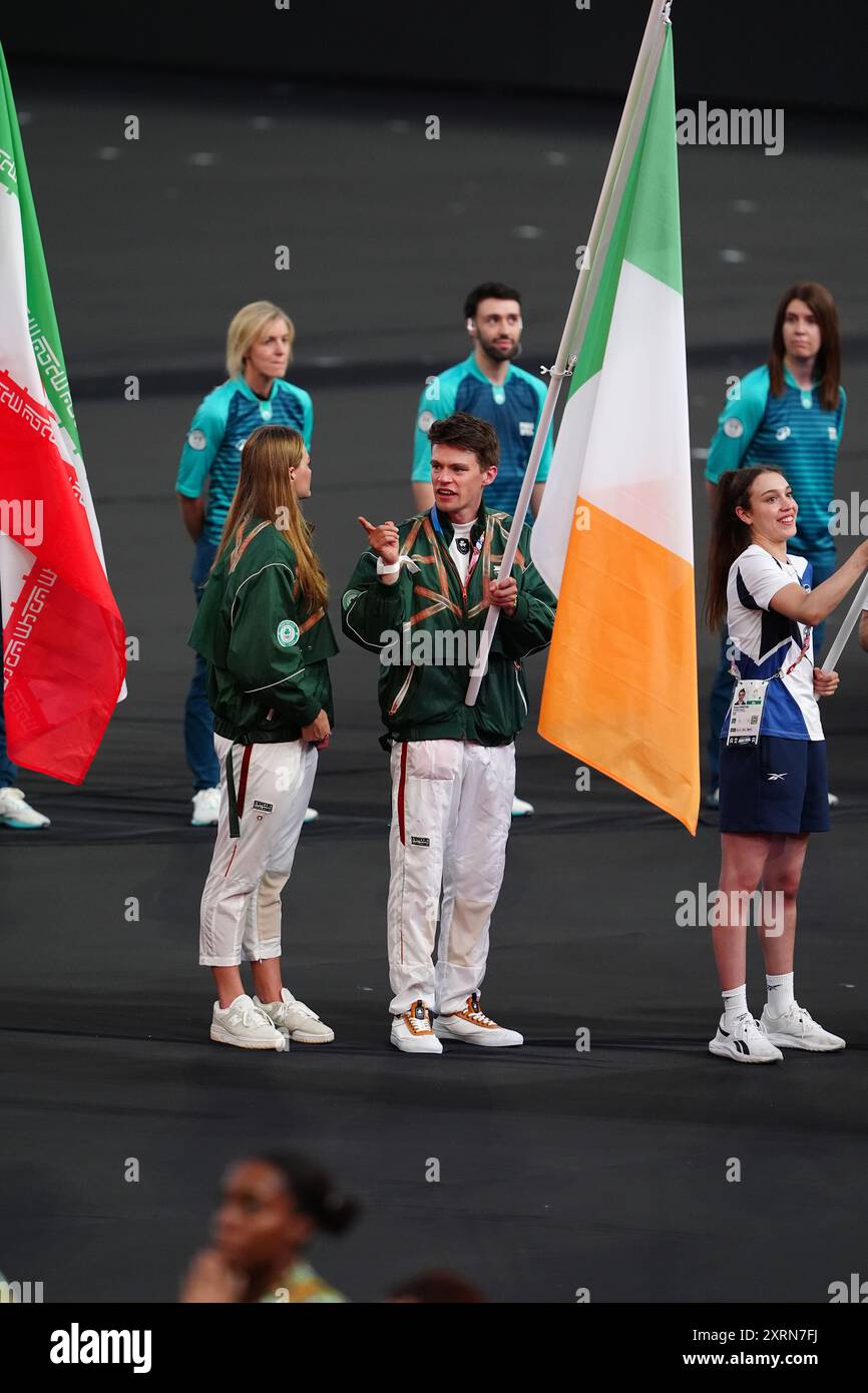 Ireland’s Flagbearers Fintan McCarthy and Mona McSharry during the ...
