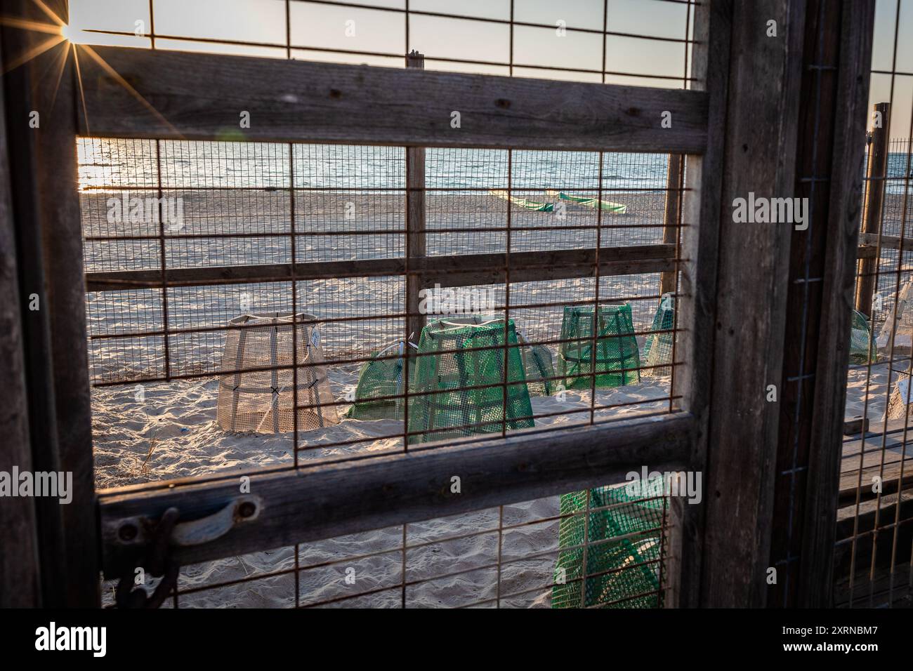 Turtle nesting warning sign hi-res stock photography and images - Alamy