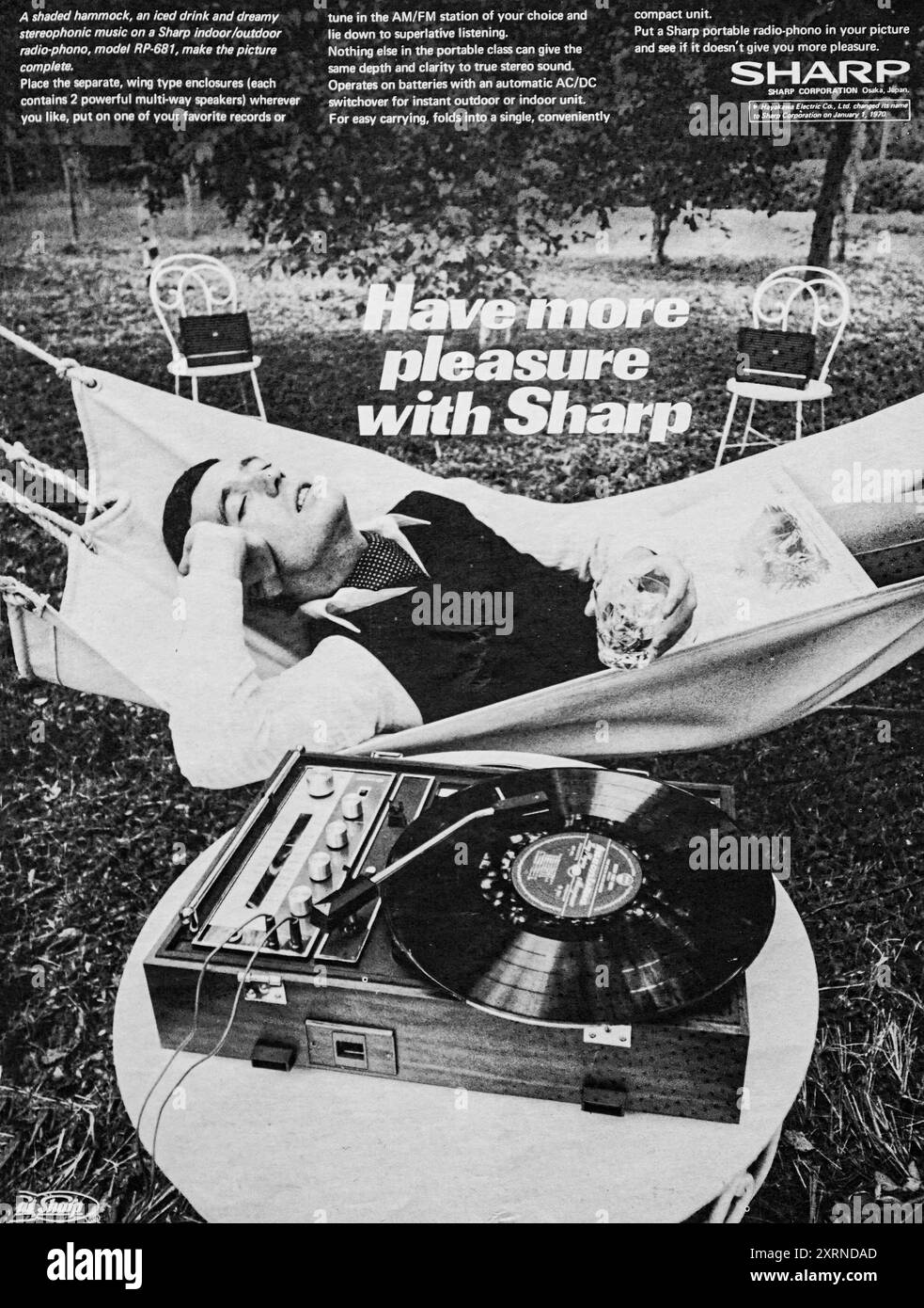 Advertisement woman leisure Black and White Stock Photos & Images - Alamy