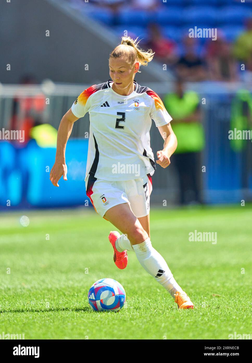Sarai Linder, DFB Frauen 2 at the women Olympic Bronze Medal match ...