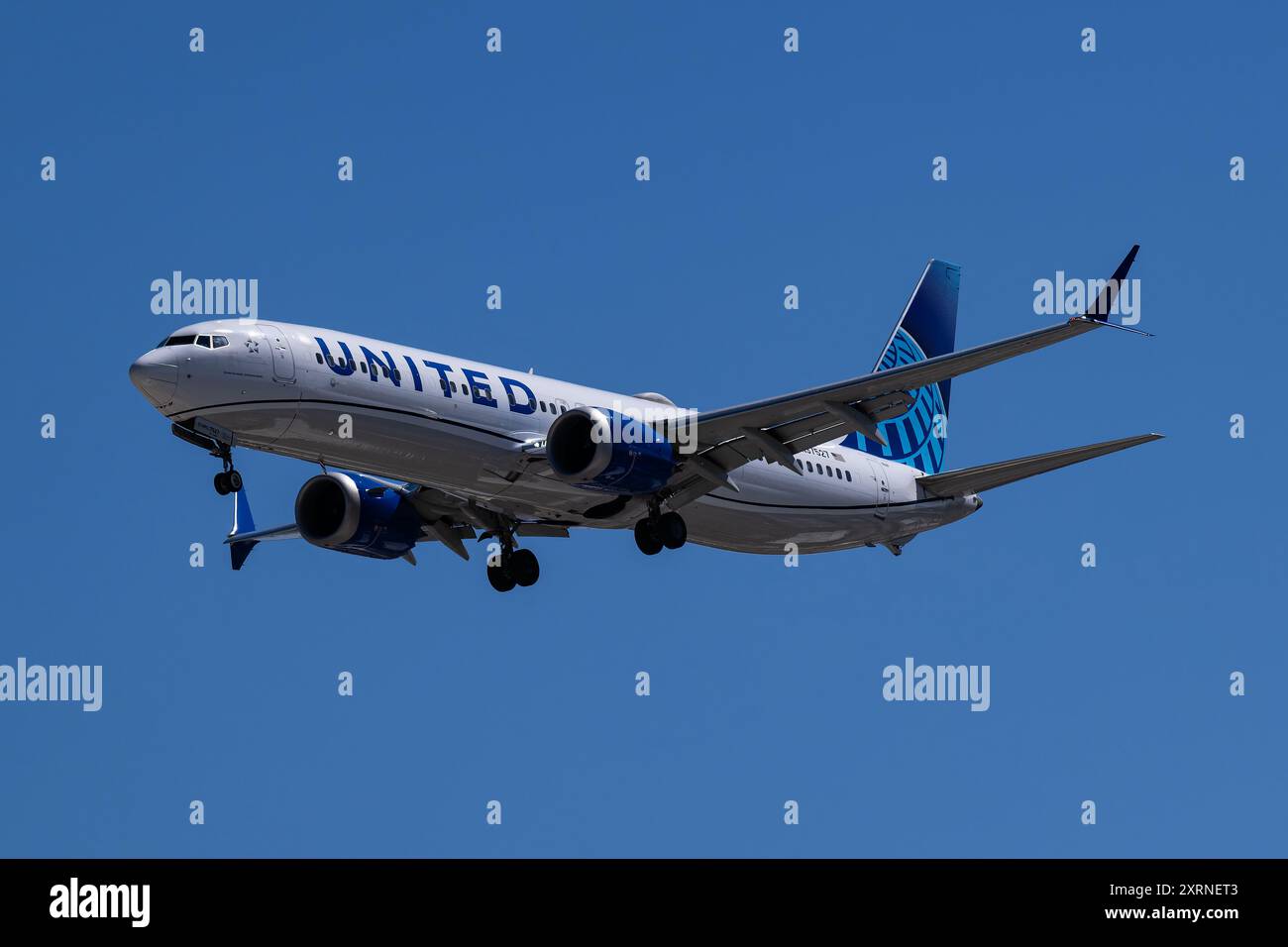 Harry Reid Airport, 8-10-24 Las Vegas, Nv USA United Airlines Boeing ...