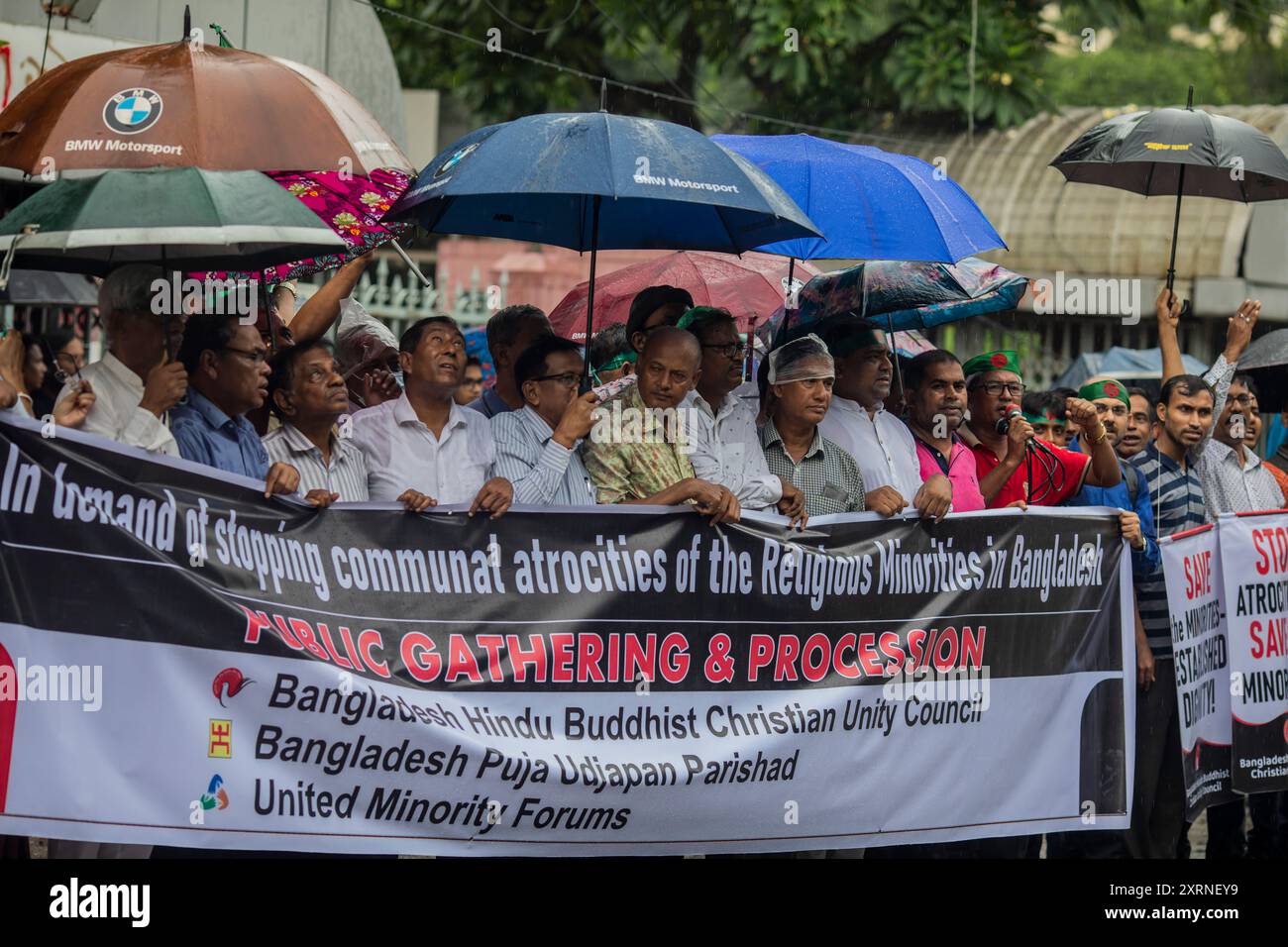 Bangladeshi Hindu protesters hold a banner during the demonstration ...