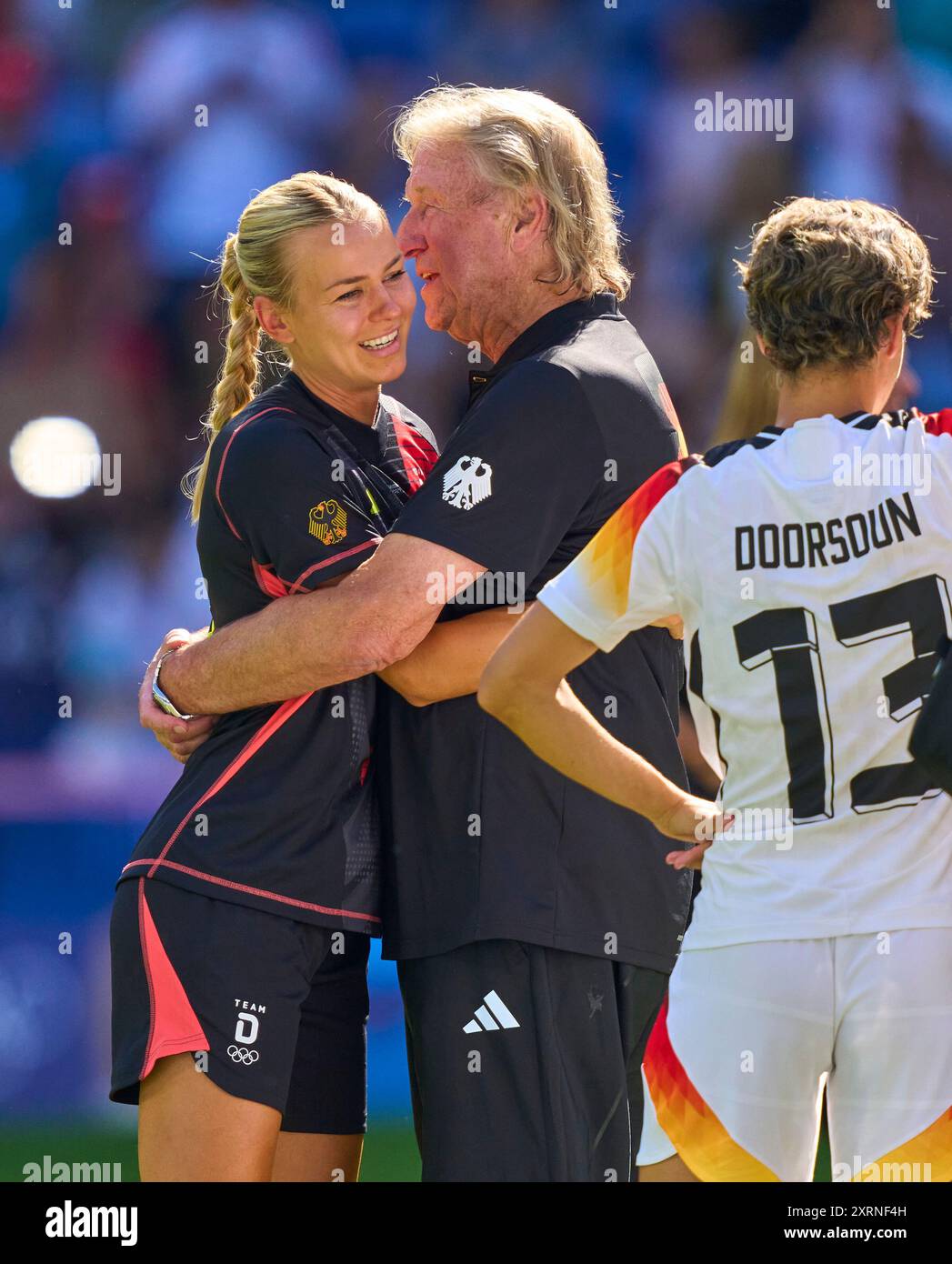 Merle Frohms, DFB Frauen 1 Horst Hrubesch, coach, team manager DFB ...
