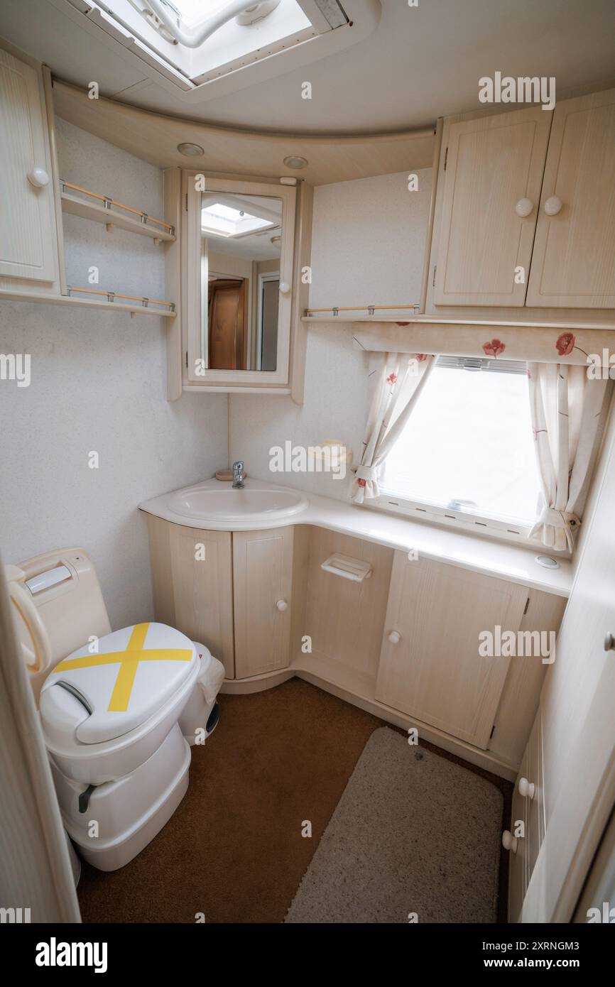 Cozy Caravan Interior with Fully Equipped bathroom. Ideal for Glamping ...