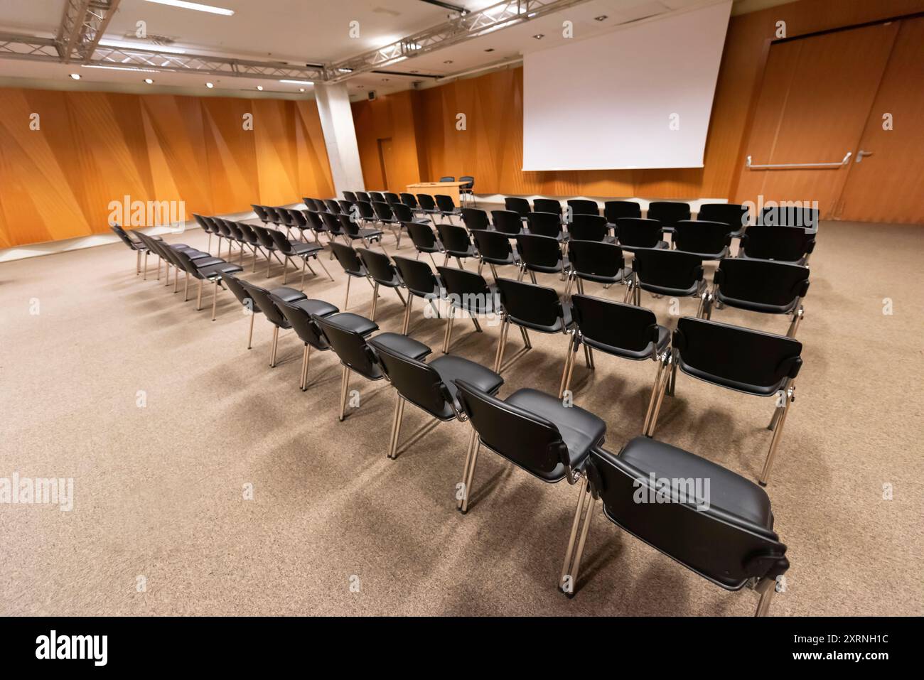 Large presentation screen in modern conference hall. Large presentation ...