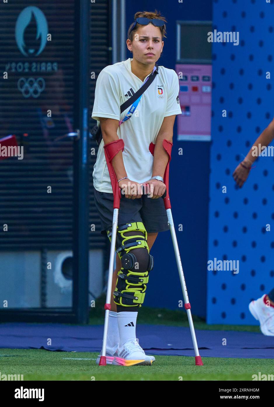 Lena Oberdorf injured at the women Olympic Bronze Medal match GERMANY ...