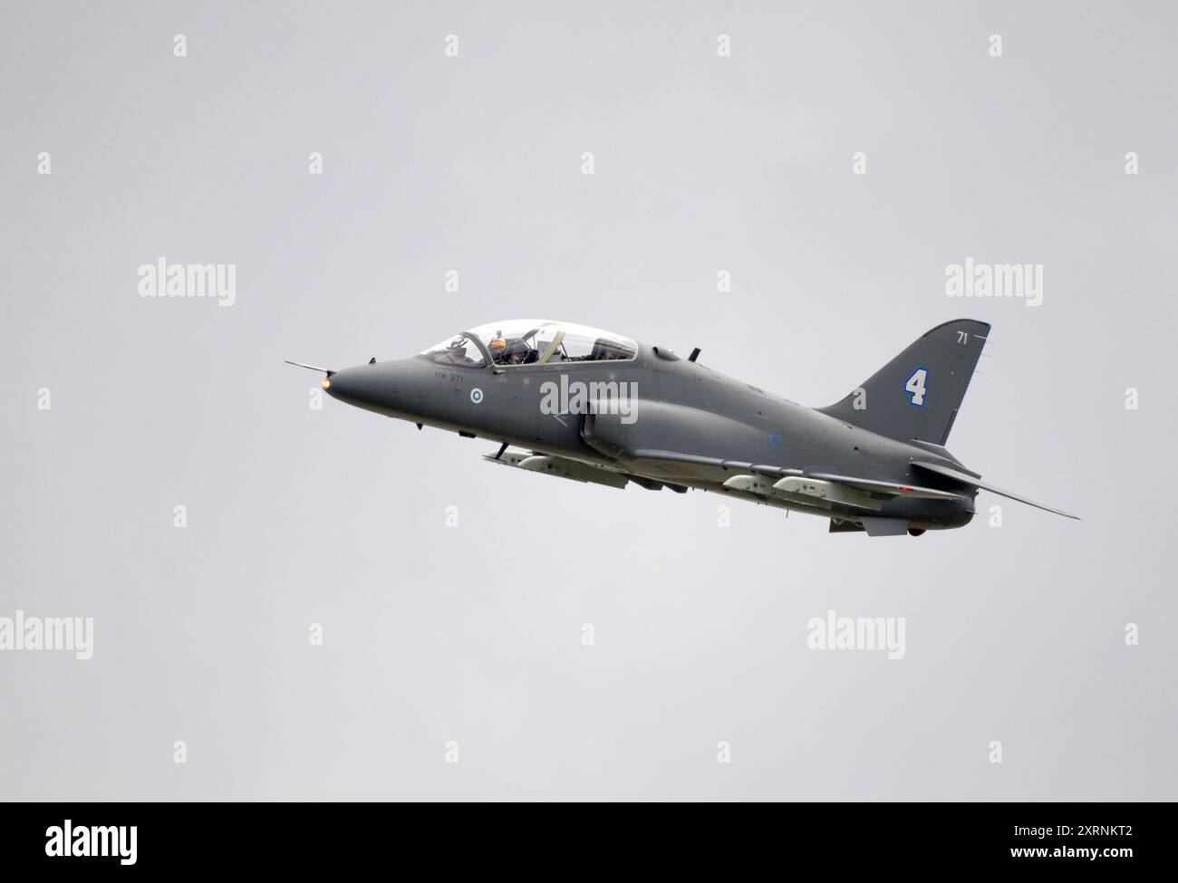 FInnish Air Force MK51 Hawk, (Midnight Hawks Display Team) flying ...