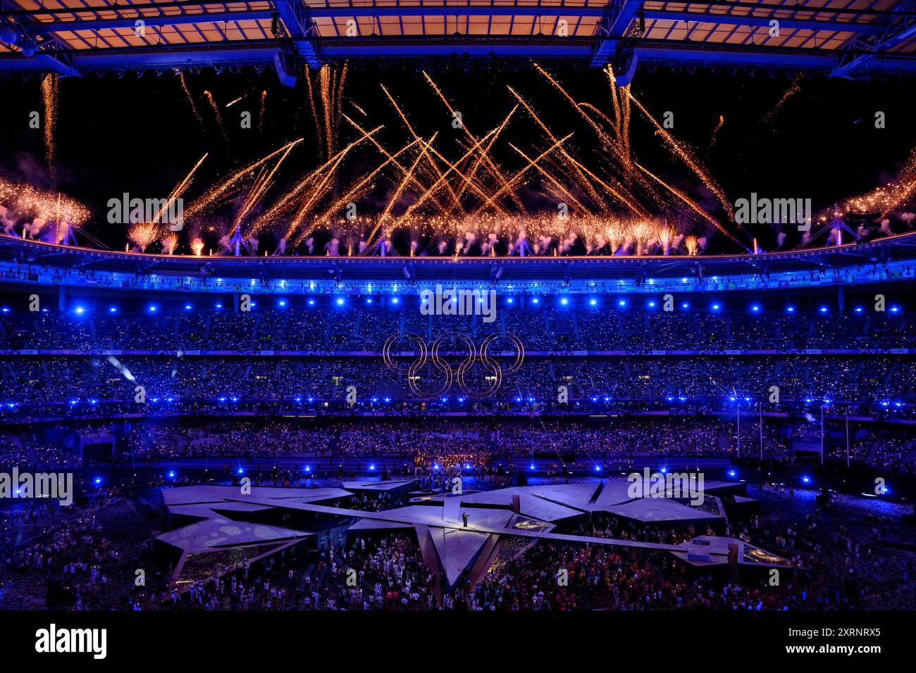 Paris, France. 12th Aug, 2024. 240811 Fireworks during the Closing ...