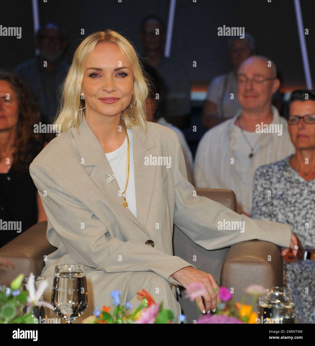 Janin Ullmann. Aufzeichnung der TV-Sendung NDR Talk Show in den NDR ...