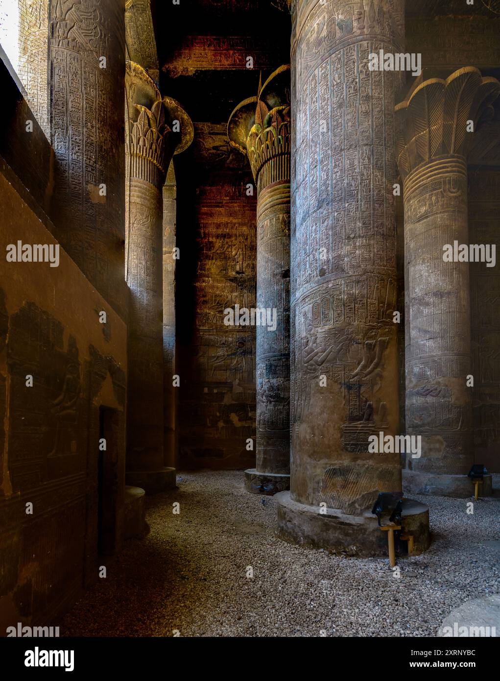Massive Columns in the Vestibule in Khnum temple, Esna Stock Photo - Alamy