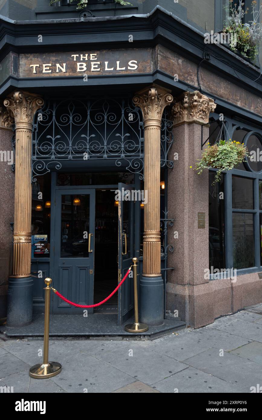 Jack the Ripper pub The Ten Bells, Spitalfields Stock Photo - Alamy