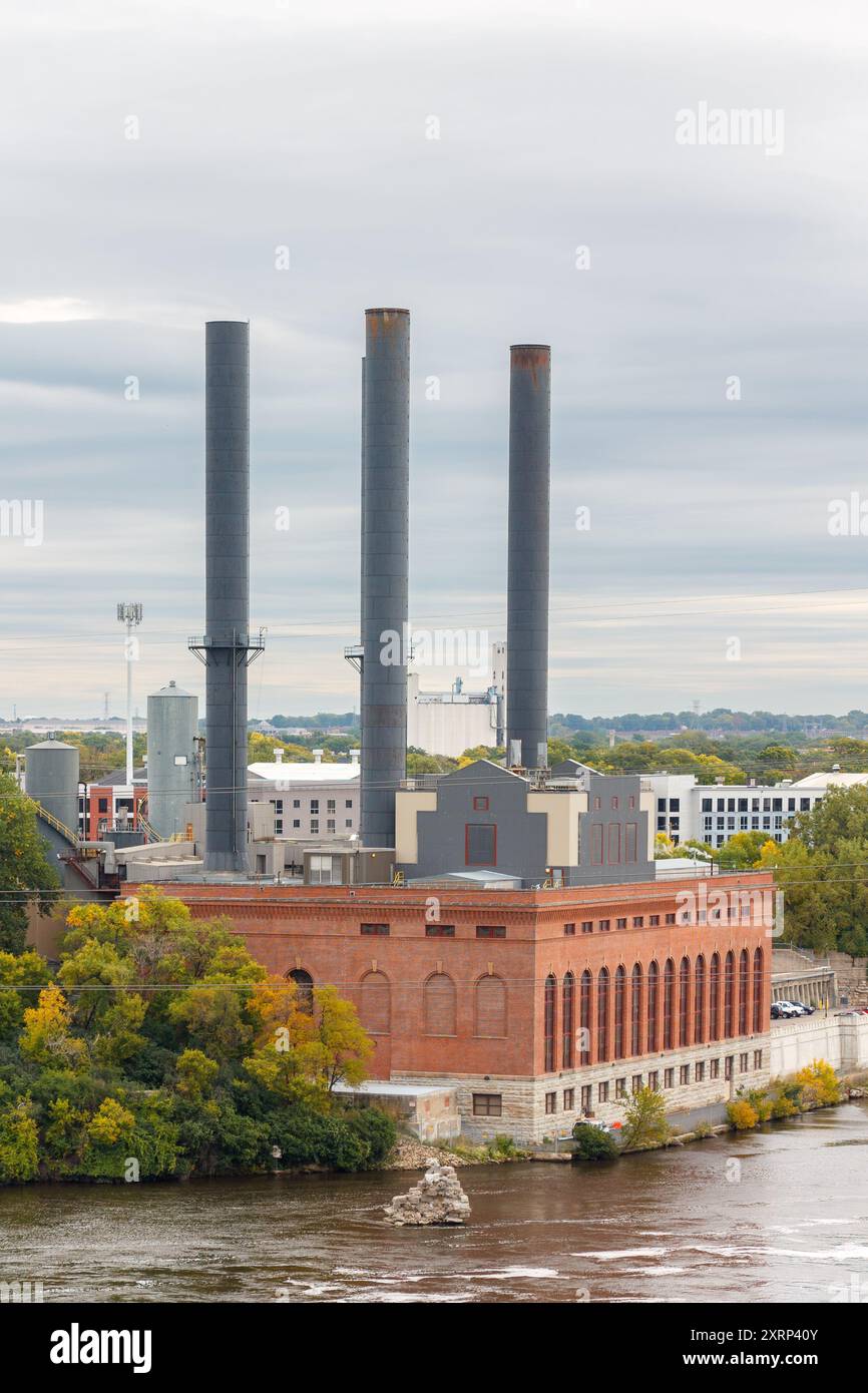 The modern architecture buildings of the University of Minnesota ...