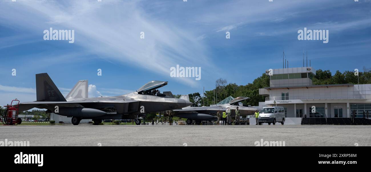 U.S. Air Force F-22A Raptors assigned to the 27th Expeditionary Fighter ...