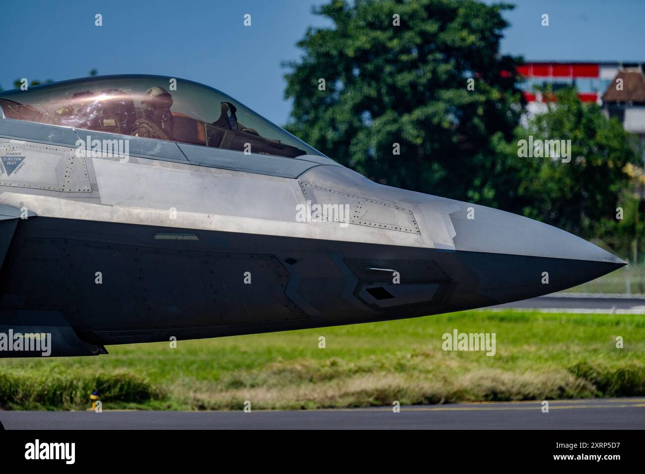 U.S. Air Force F-22 Raptors assigned to the 27th Expeditionary Fighter ...