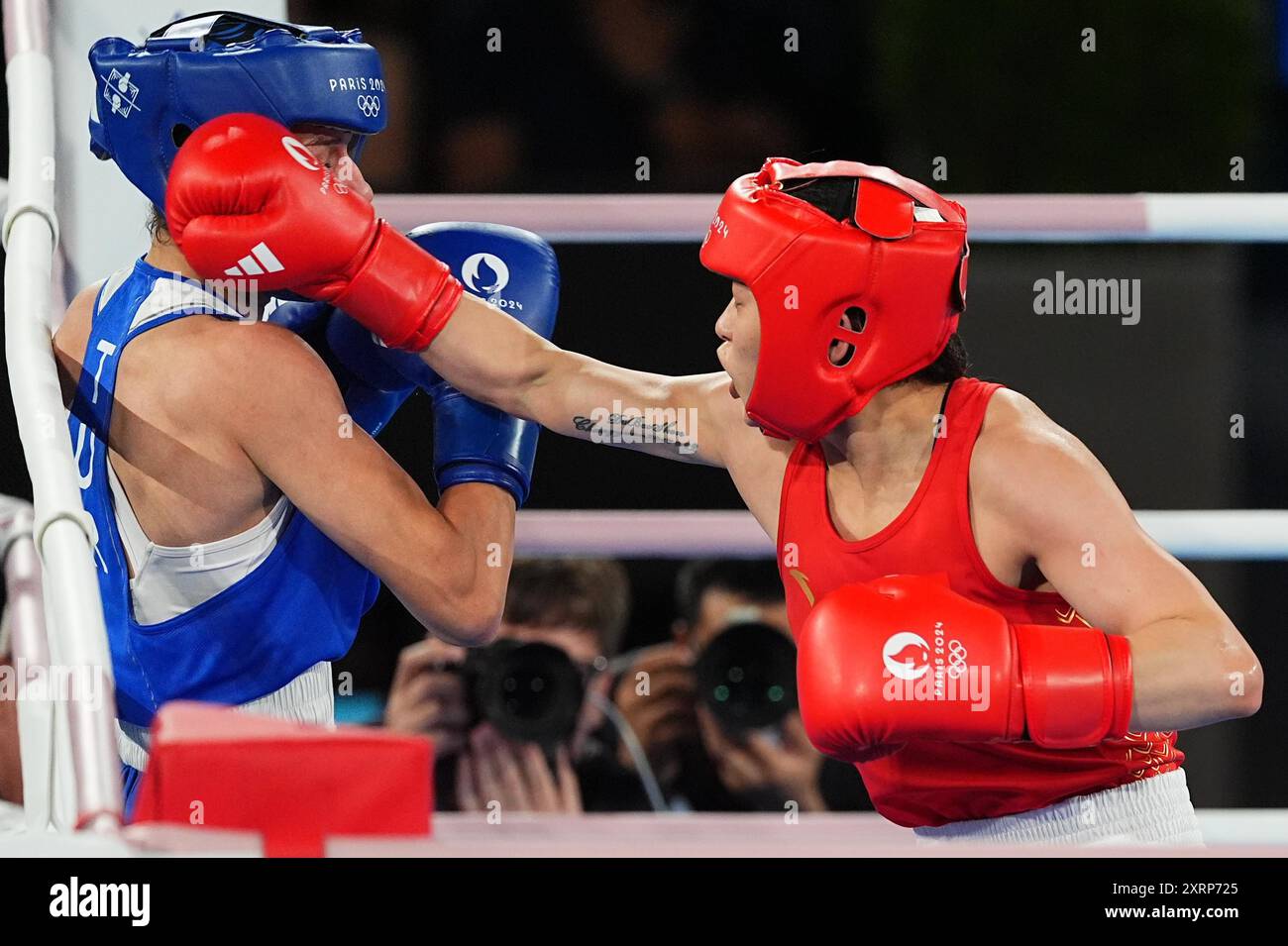 **CHINESE MAINLAND, HONG KONG, MACAU AND TAIWAN OUT** Chinese boxer ...