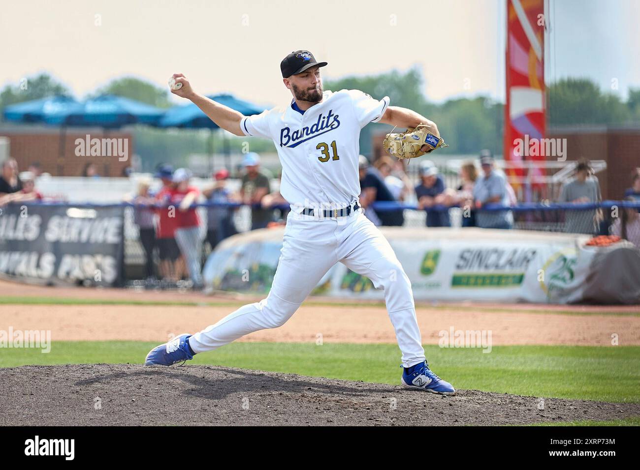 Quad Cities River Bandits pitcher Ben Sears (31) during an MiLB Midwest ...