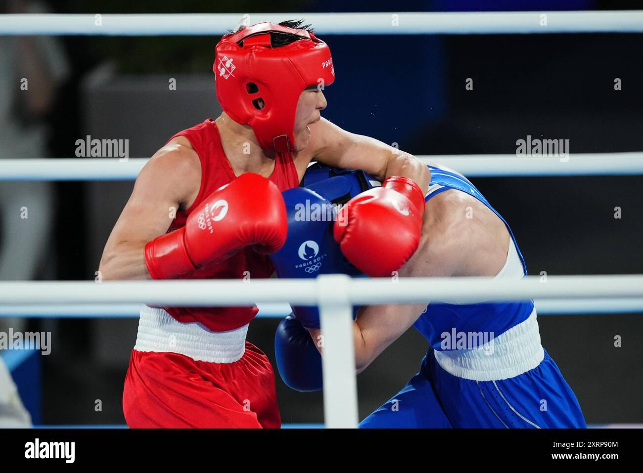 **CHINESE MAINLAND, HONG KONG, MACAU AND TAIWAN OUT** Chinese boxer Wu ...