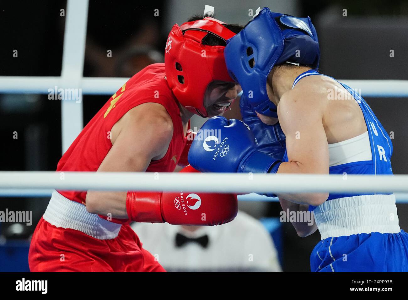 **CHINESE MAINLAND, HONG KONG, MACAU AND TAIWAN OUT** Chinese boxer Wu ...